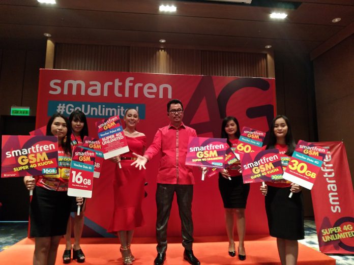 Kemkomdigi Tengah Teliti Nasib Merger XL Axiata dan Smartfren - Star ...