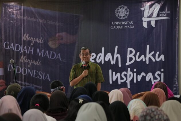 Dosen UGM Bukukan Kisah dalam Menjadi Gadjah Mada - Star Jogja FM