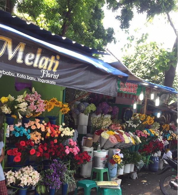 Cara Penjual Bunga Bertahan di Tengah Pandemi - Star Jogja FM