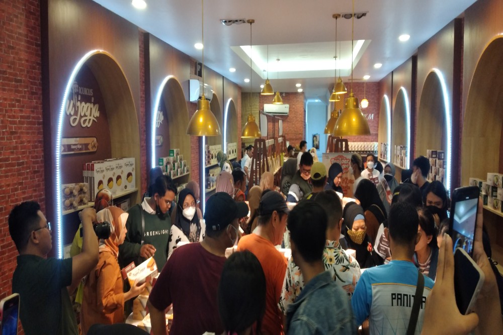 Target Wisatawan, Bakpia Kukus Tugu Jogja Buka Store di Malioboro ...