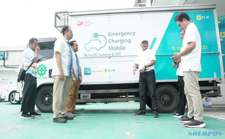 SPKLU Mobile Pertama di Indonesia Kini Ada di Ruas Tol Jawa Tengah ...