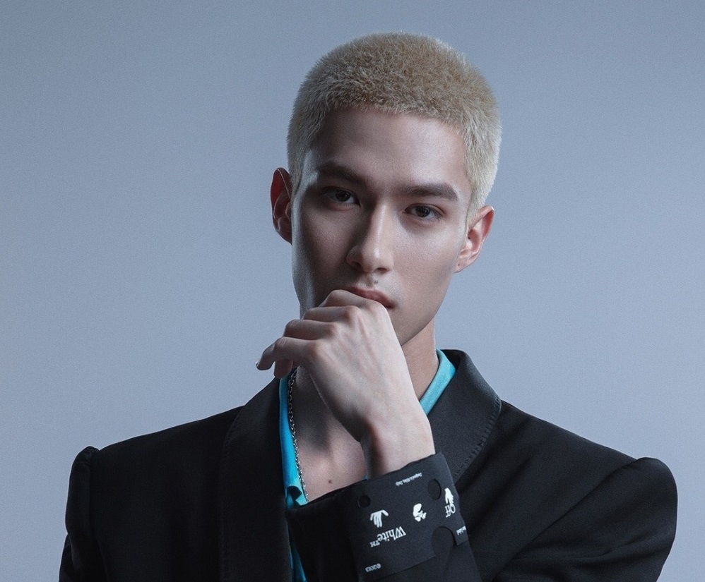 MIKA eks INTO1 Mulai Karir Solo Lewat Album "Bleached" - Star Jogja FM