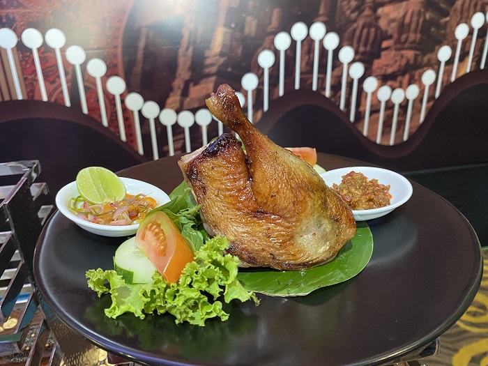 Bebek Asap Jadi Signature Menu Baru The Rich Jogja Hotel - Star Jogja FM