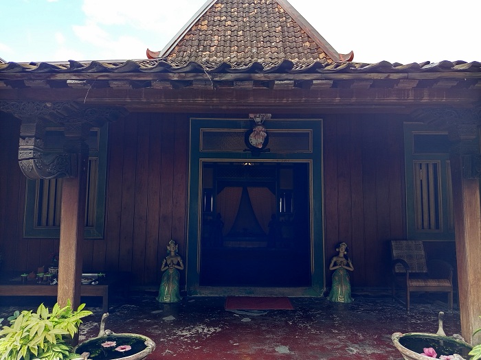 Mengenal Omah UGM, Pusat Pelestarian Jawa di Kotagede - Star Jogja FM